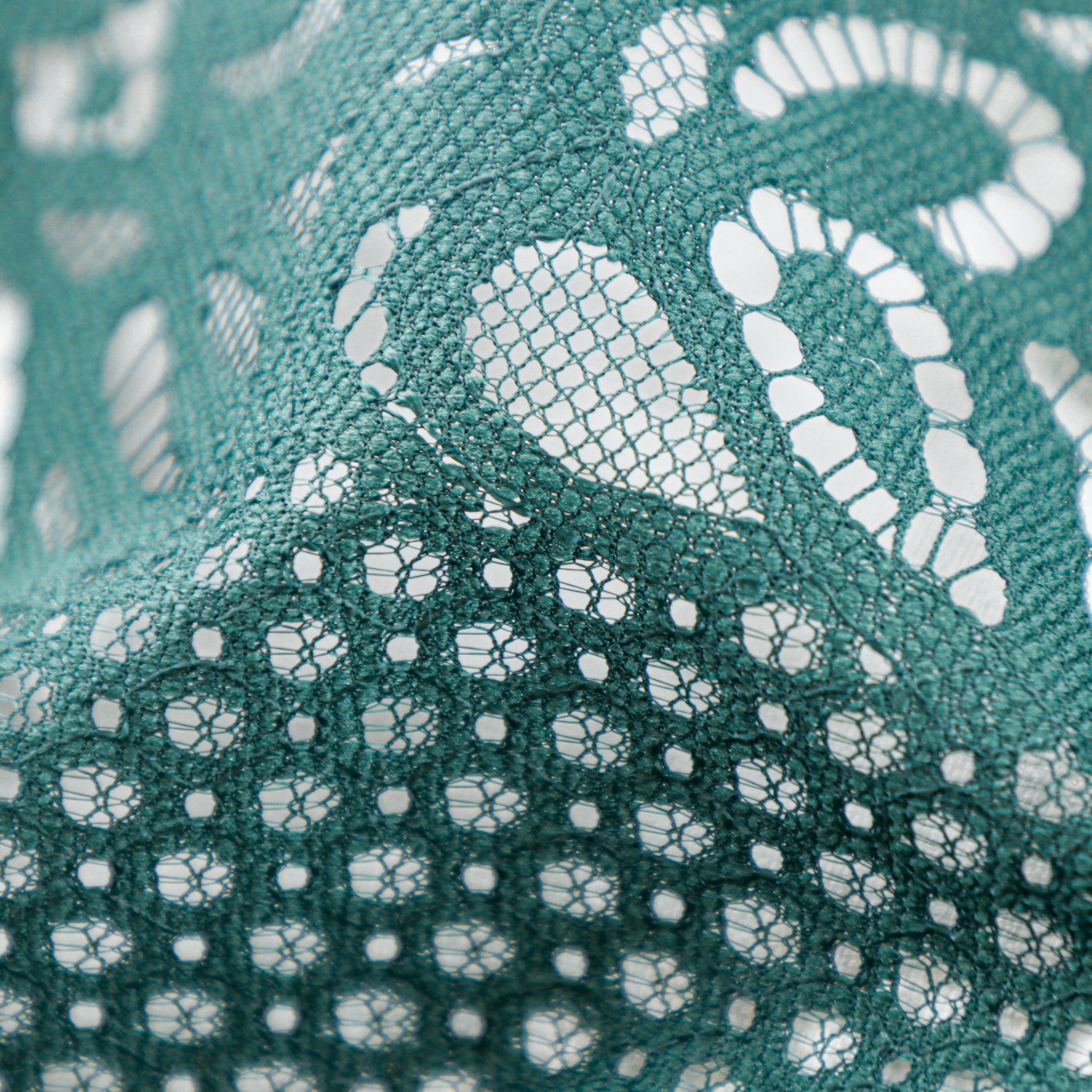 Knitted Fabric | Raschel | Polyester | 017S0060557 – Fabric Wholesale