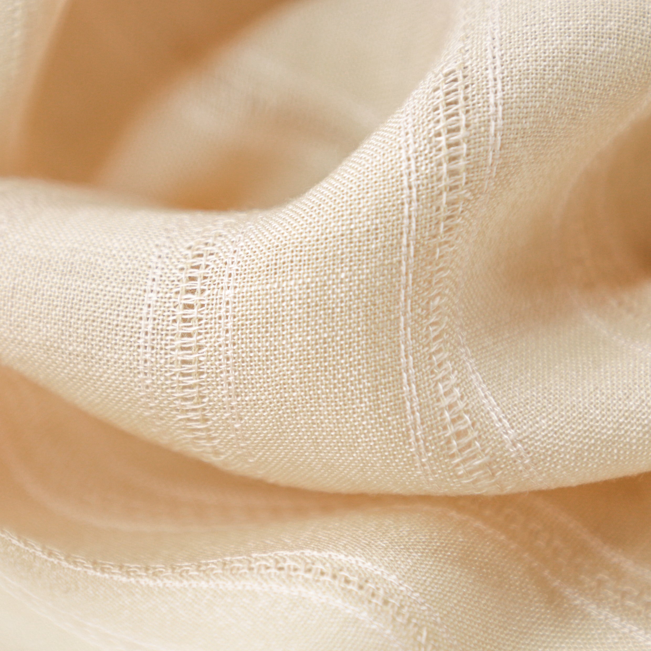 Woven Fabric | Leno Cloth | Lyocell, Acetate, Polyester | 023S0008126 ...